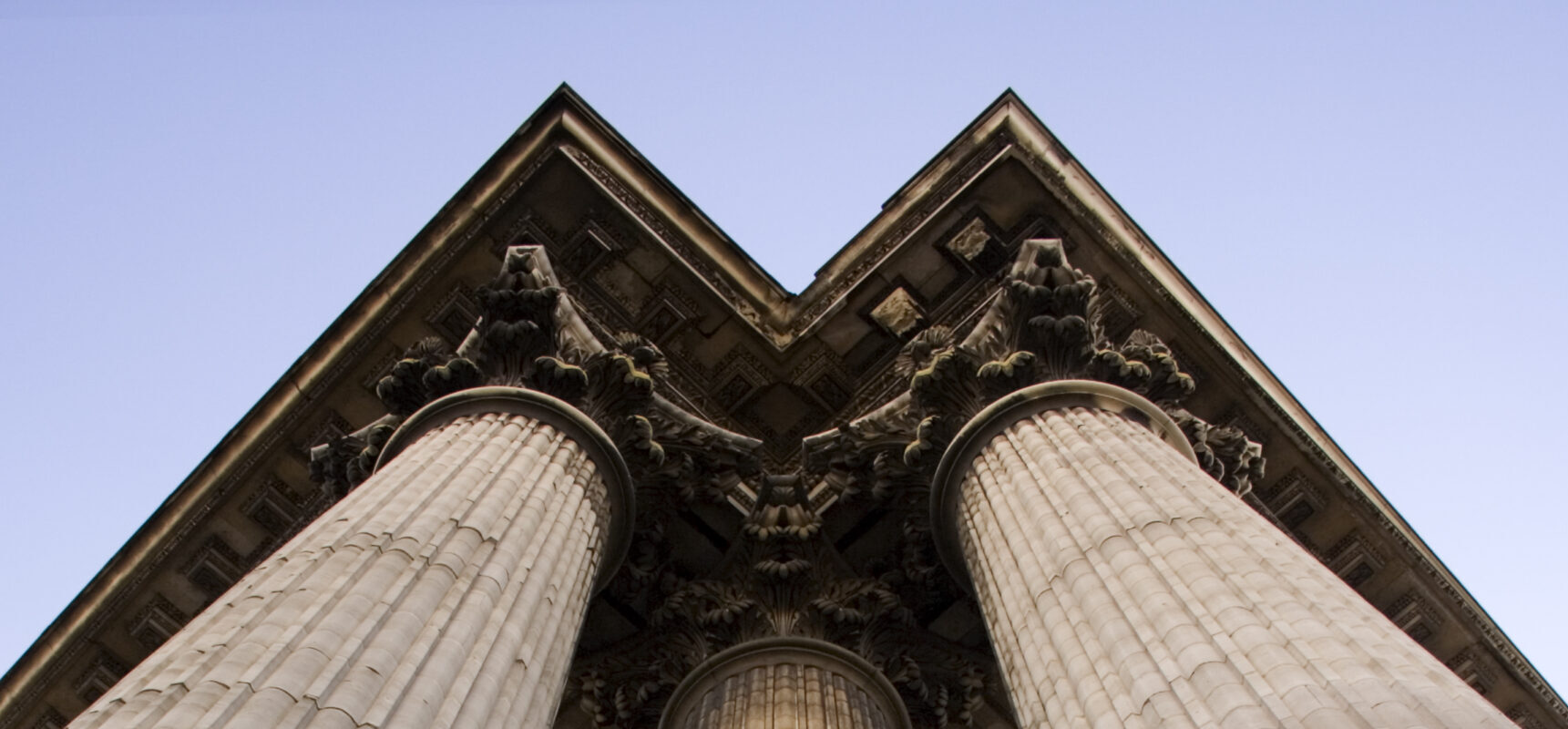 Greece Regains Investment Grade Status